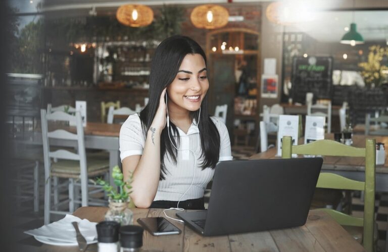 30 Fun Sales Incentives Ideas to Inspire Your Sales Team